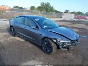 Pelēks Tesla Model 3 2026 Kauņa, ar dzinēja tilpumu 0.00 L un nobraukumu 0 tūkst. km par 23500 €, foto  vietnē AUTOMOTO.COM.LV