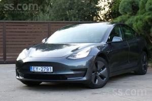 Grey Tesla Model 3 2019 in Jelgava, with an engine capacity of 0.00 L and mileage of 159 thousand km for 18500 €, photo 3 on AUTOMOTO.COM.LV
