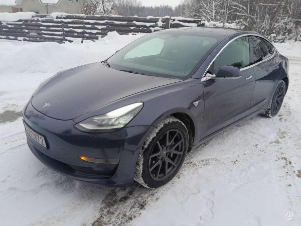 Pelēks Tesla Model 3 2019 Plungė, ar dzinēja tilpumu 0.00 L un nobraukumu 87 tūkst. km par 9900 €, foto 5 vietnē AUTOMOTO.COM.LV