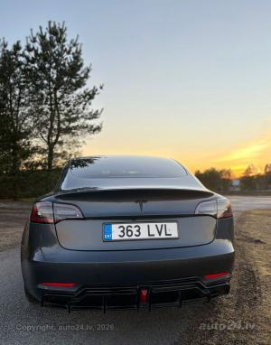 Pelēks Tesla Model 3 2019 Viljandi, ar dzinēja tilpumu 0.00 L un nobraukumu 186 tūkst. km par 16500 €, foto 7 vietnē AUTOMOTO.COM.LV