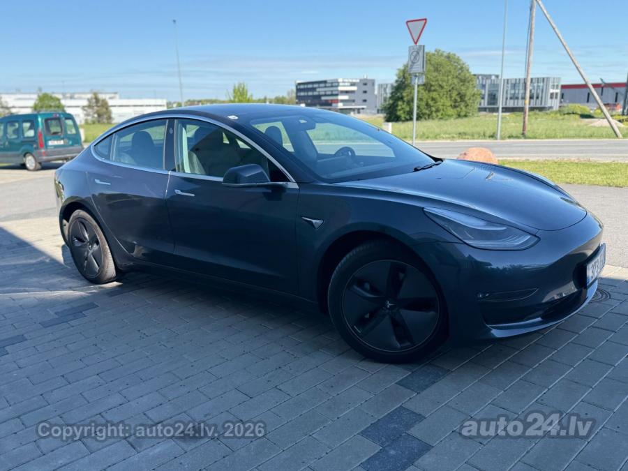 Pelēks Tesla Model 3 2019 Tallina, ar dzinēja tilpumu 0.00 L un nobraukumu 90 tūkst. km par 22490 €, foto 5 vietnē AUTOMOTO.COM.LV