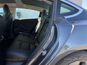 Pelēks Tesla Model 3 2019 Tallina, ar dzinēja tilpumu 0.00 L un nobraukumu 90 tūkst. km par 22490 €, foto 12 vietnē AUTOMOTO.COM.LV