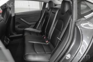 Grey Tesla Model 3 2019 in Riga, with an engine capacity of 0.00 L and mileage of 120 thousand km for 21490 €, photo 12 on AUTOMOTO.COM.LV