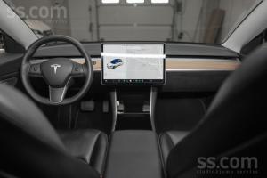 Grey Tesla Model 3 2019 in Riga, with an engine capacity of 0.00 L and mileage of 120 thousand km for 21490 €, photo 13 on AUTOMOTO.COM.LV