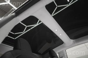 Grey Tesla Model 3 2019 in Riga, with an engine capacity of 0.00 L and mileage of 120 thousand km for 21490 €, photo 15 on AUTOMOTO.COM.LV