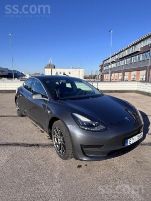 Grey Tesla Model 3 2019 in Riga, with an engine capacity of 0.00 L and mileage of 128 thousand km for 16850 €, photo  on AUTOMOTO.COM.LV