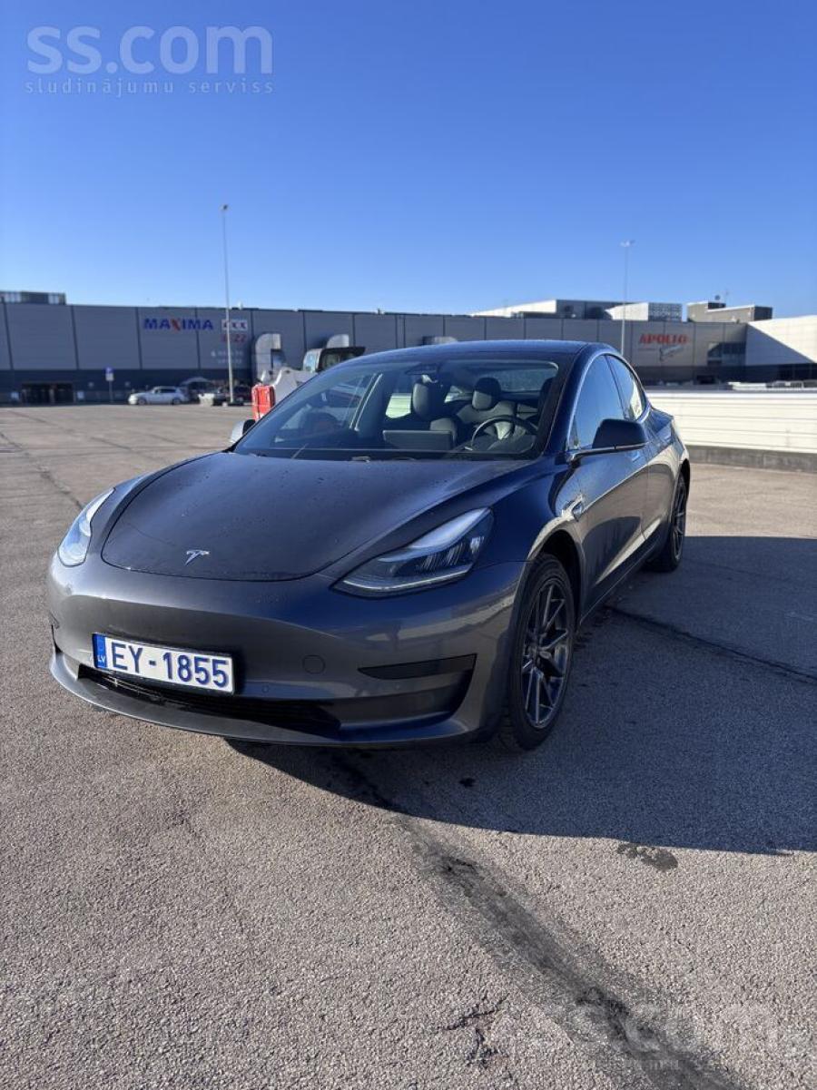 Pelēks Tesla Model 3 2019 Rīga, ar dzinēja tilpumu 0.00 L un nobraukumu 128 tūkst. km par 16850 €, foto 5 vietnē AUTOMOTO.COM.LV