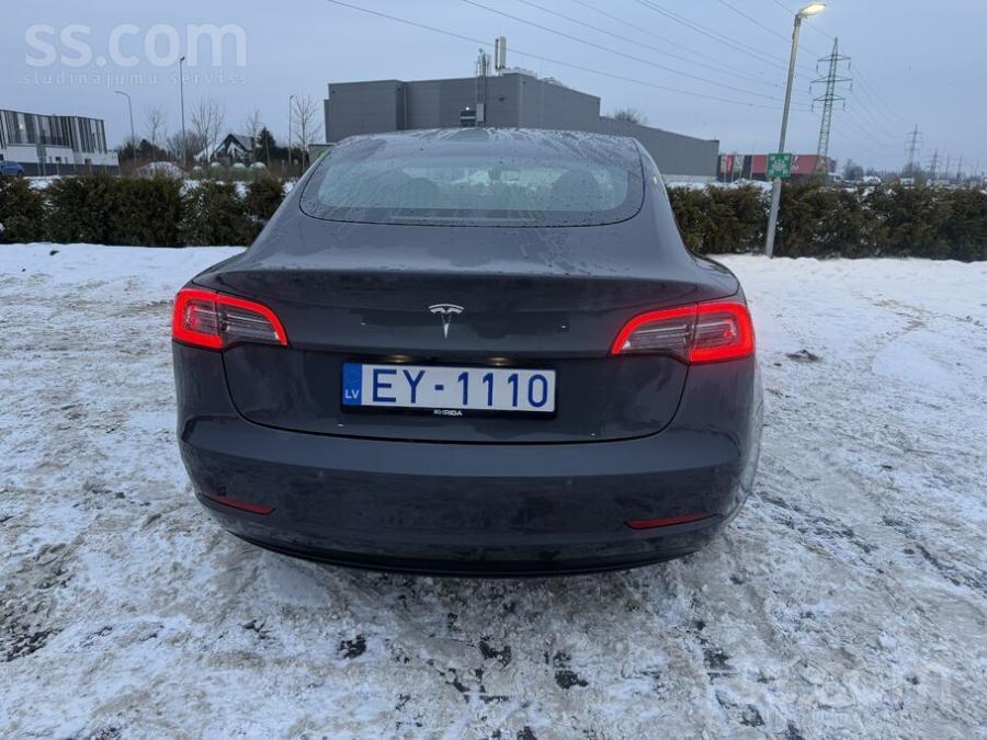 Pelēks Tesla Model 3 2019 Rīga, ar dzinēja tilpumu 0.00 L un nobraukumu 110 tūkst. km par 19900 €, foto 6 vietnē AUTOMOTO.COM.LV