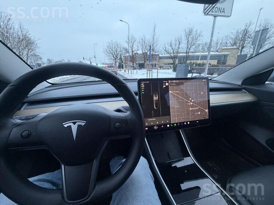 Pelēks Tesla Model 3 2019 Rīga, ar dzinēja tilpumu 0.00 L un nobraukumu 110 tūkst. km par 19900 €, foto 12 vietnē AUTOMOTO.COM.LV