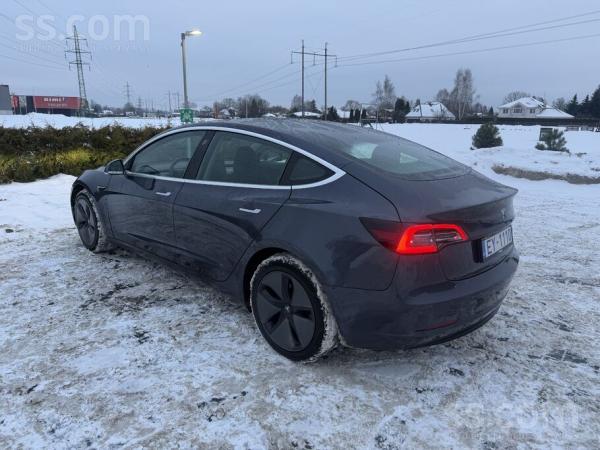 Pelēks Tesla Model 3 2019 Rīga, ar dzinēja tilpumu 0.00 L un nobraukumu 110 tūkst. km par 19900 €, foto 8 vietnē AUTOMOTO.COM.LV