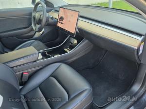 Pelēks Tesla Model 3 2019 Viljandi, ar dzinēja tilpumu 0.00 L un nobraukumu 124 tūkst. km par 22500 €, foto 17 vietnē AUTOMOTO.COM.LV