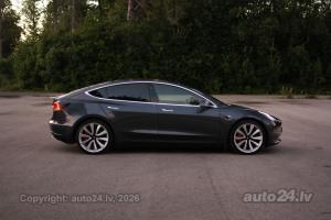 Pelēks Tesla Model 3 2019 Pērnava, ar dzinēja tilpumu 0.00 L un nobraukumu 162 tūkst. km par 21990 €, foto 8 vietnē AUTOMOTO.COM.LV