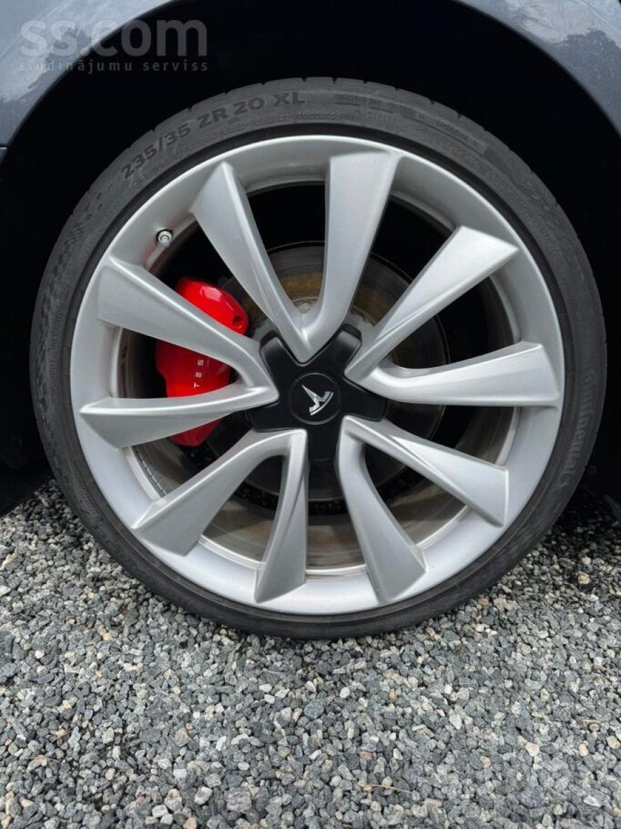 Pelēks Tesla Model 3 2019 Rīga, ar dzinēja tilpumu 0.00 L un nobraukumu 185 tūkst. km par 18777 €, foto 7 vietnē AUTOMOTO.COM.LV
