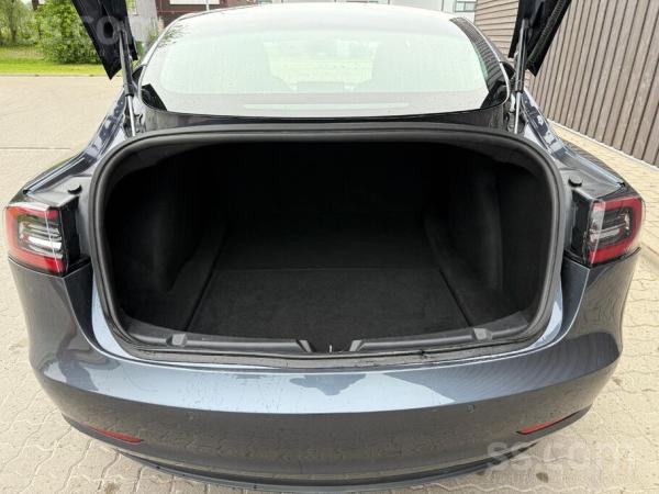 Pelēks Tesla Model 3 2020 Jelgava, ar dzinēja tilpumu 0.00 L un nobraukumu 62 tūkst. km par 19950 €, foto 7 vietnē AUTOMOTO.COM.LV