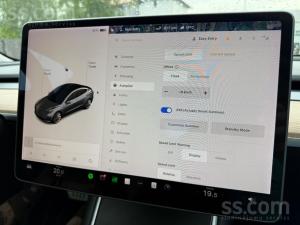 Grey Tesla Model 3 2020 in Jelgava, with an engine capacity of 0.00 L and mileage of 62 thousand km for 19950 €, photo 11 on AUTOMOTO.COM.LV