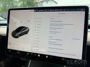 Grey Tesla Model 3 2020 in Jelgava, with an engine capacity of 0.00 L and mileage of 62 thousand km for 19950 €, photo 13 on AUTOMOTO.COM.LV