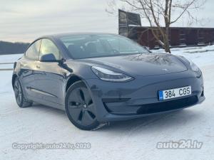 Pelēks Tesla Model 3 2020 Viljandi, ar dzinēja tilpumu 0.00 L un nobraukumu 182 tūkst. km par 16000 €, foto  vietnē AUTOMOTO.COM.LV