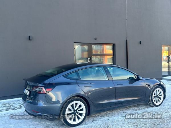 Grey Tesla Model 3 2020 in Tallinn, with an engine capacity of 0.00 L and mileage of 165 thousand km for 21900 €, photo 5 on AUTOMOTO.COM.LV