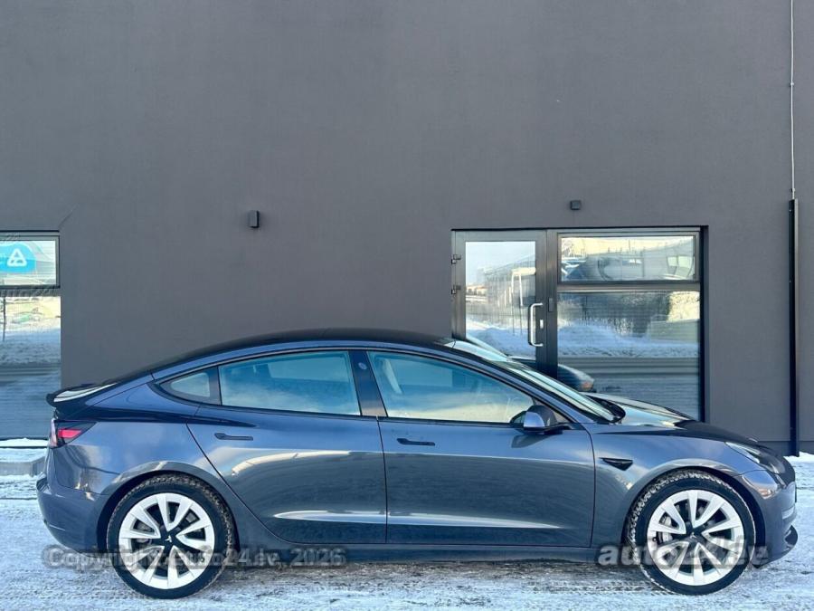 Pelēks Tesla Model 3 2020 Tallina, ar dzinēja tilpumu 0.00 L un nobraukumu 165 tūkst. km par 21900 €, foto 6 vietnē AUTOMOTO.COM.LV