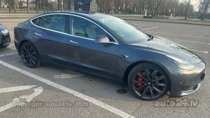 Grey Tesla Model 3 2020 in Parnu, with an engine capacity of 0.00 L and mileage of 128 thousand km for 18990 €, photo 6 on AUTOMOTO.COM.LV