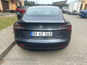 Grey Tesla Model 3 2020 in Parnu, with an engine capacity of 0.00 L and mileage of 128 thousand km for 18990 €, photo 12 on AUTOMOTO.COM.LV