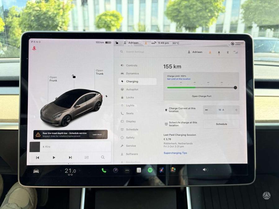 Grey Tesla Model 3 2020 in Vilnius, with an engine capacity of 0.00 L and mileage of 200 thousand km for 17900 €, photo 15 on AUTOMOTO.COM.LV