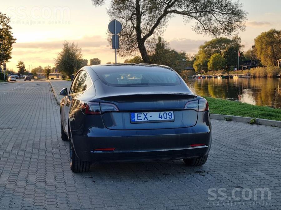 Grey Tesla Model 3 2020 in Liepaja, with an engine capacity of 0.00 L and mileage of 58 thousand km for 26000 €, photo 5 on AUTOMOTO.COM.LV