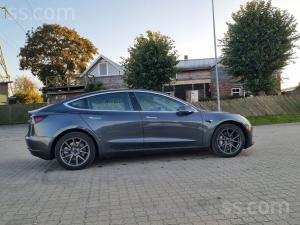 Grey Tesla Model 3 2020 in Liepaja, with an engine capacity of 0.00 L and mileage of 58 thousand km for 26000 €, photo 7 on AUTOMOTO.COM.LV