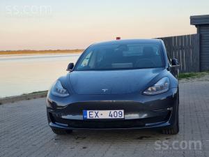 Grey Tesla Model 3 2020 in Liepaja, with an engine capacity of 0.00 L and mileage of 58 thousand km for 26000 €, photo 9 on AUTOMOTO.COM.LV