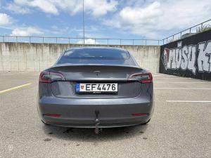 Pelēks Tesla Model 3 2020 Viļņa, ar dzinēja tilpumu 0.00 L un nobraukumu 200 tūkst. km par 17900 €, foto 9 vietnē AUTOMOTO.COM.LV