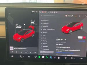 Grey Tesla Model 3 2020 in Vilnius, with an engine capacity of 0.00 L and mileage of 241 thousand km for 17999 €, photo 15 on AUTOMOTO.COM.LV