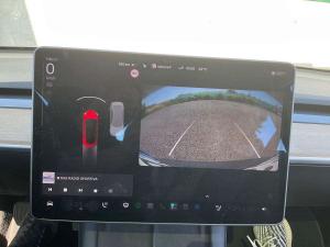 Grey Tesla Model 3 2020 in Vilnius, with an engine capacity of 0.00 L and mileage of 241 thousand km for 17999 €, photo 20 on AUTOMOTO.COM.LV