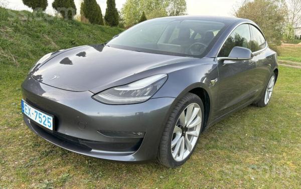 Pelēks Tesla Model 3 2020 Rīga, ar dzinēja tilpumu 0.00 L un nobraukumu 86 tūkst. km par 23999 €, foto 4 vietnē AUTOMOTO.COM.LV