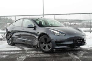 Pelēks Tesla Model 3 2021 Viļņa, ar dzinēja tilpumu 0.00 L un nobraukumu 126 tūkst. km par 23990 €, foto 4 vietnē AUTOMOTO.COM.LV
