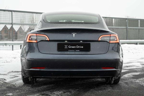 Pelēks Tesla Model 3 2021 Viļņa, ar dzinēja tilpumu 0.00 L un nobraukumu 126 tūkst. km par 23990 €, foto 7 vietnē AUTOMOTO.COM.LV