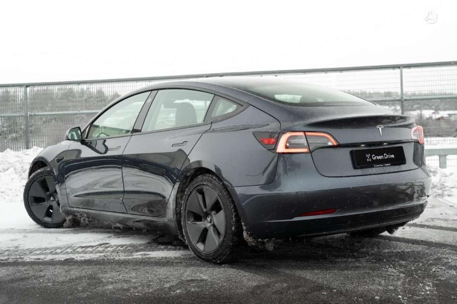 Pelēks Tesla Model 3 2021 Viļņa, ar dzinēja tilpumu 0.00 L un nobraukumu 126 tūkst. km par 23990 €, foto 10 vietnē AUTOMOTO.COM.LV