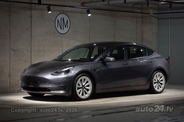 Pelēks Tesla Model 3 2021 Tallina, ar dzinēja tilpumu 0.00 L un nobraukumu 32 tūkst. km par 29990 €, foto 1 vietnē AUTOMOTO.COM.LV
