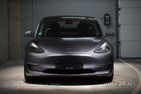 Pelēks Tesla Model 3 2021 Tallina, ar dzinēja tilpumu 0.00 L un nobraukumu 32 tūkst. km par 29990 €, foto 5 vietnē AUTOMOTO.COM.LV