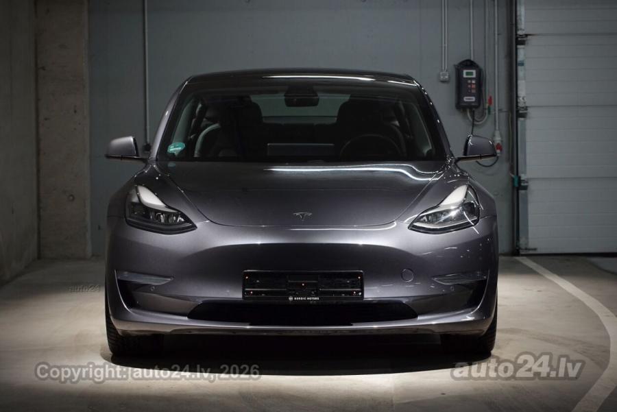 Pelēks Tesla Model 3 2021 Tallina, ar dzinēja tilpumu 0.00 L un nobraukumu 32 tūkst. km par 29990 €, foto 5 vietnē AUTOMOTO.COM.LV