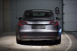 Pelēks Tesla Model 3 2021 Tallina, ar dzinēja tilpumu 0.00 L un nobraukumu 32 tūkst. km par 29990 €, foto 6 vietnē AUTOMOTO.COM.LV