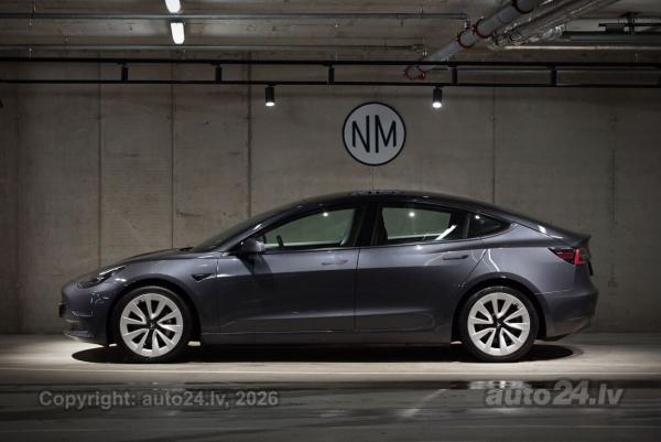 Pelēks Tesla Model 3 2021 Tallina, ar dzinēja tilpumu 0.00 L un nobraukumu 32 tūkst. km par 29990 €, foto 7 vietnē AUTOMOTO.COM.LV