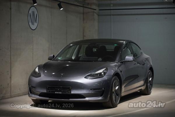 Pelēks Tesla Model 3 2021 Tallina, ar dzinēja tilpumu 0.00 L un nobraukumu 50 tūkst. km par 29990 €, foto 3 vietnē AUTOMOTO.COM.LV