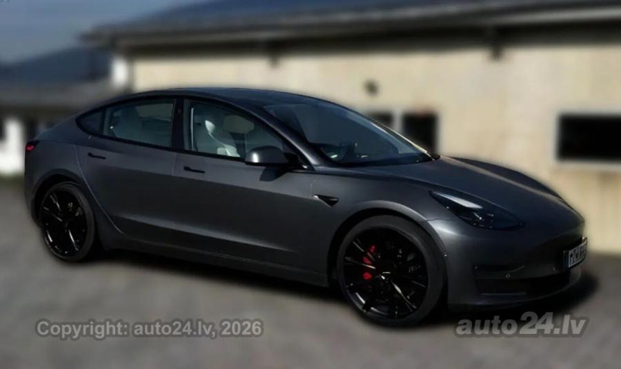 Pelēks Tesla Model 3 2021 Tallina, ar dzinēja tilpumu 0.00 L un nobraukumu 126 tūkst. km par 25000 €, foto 3 vietnē AUTOMOTO.COM.LV