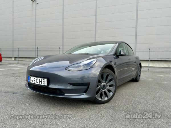 Pelēks Tesla Model 3 2021 Tallina, ar dzinēja tilpumu 0.00 L un nobraukumu 92 tūkst. km par 29990 €, foto 2 vietnē AUTOMOTO.COM.LV