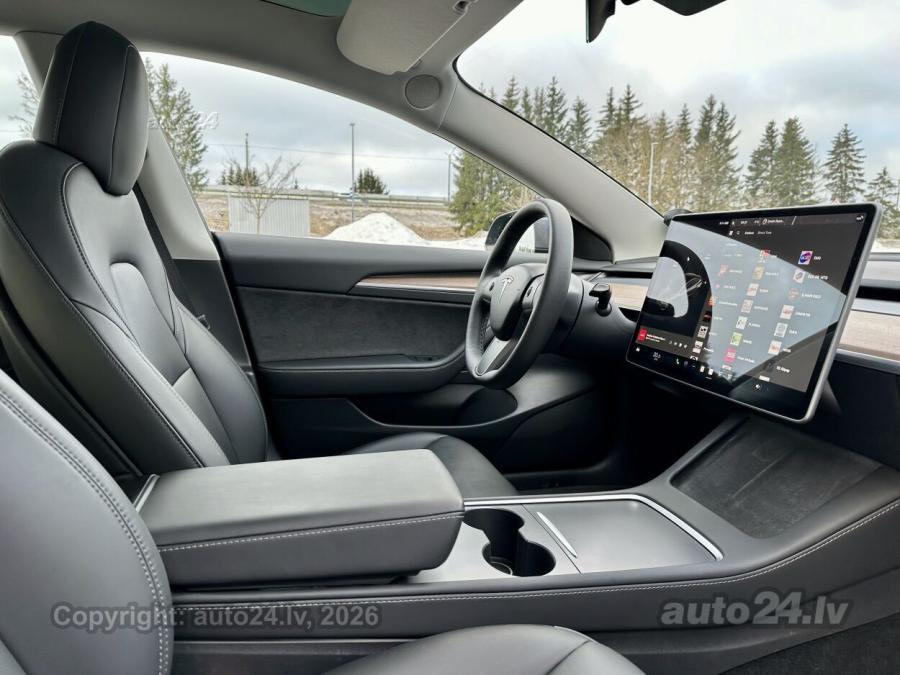 Pelēks Tesla Model 3 2021 Tallina, ar dzinēja tilpumu 0.00 L un nobraukumu 92 tūkst. km par 29990 €, foto 4 vietnē AUTOMOTO.COM.LV