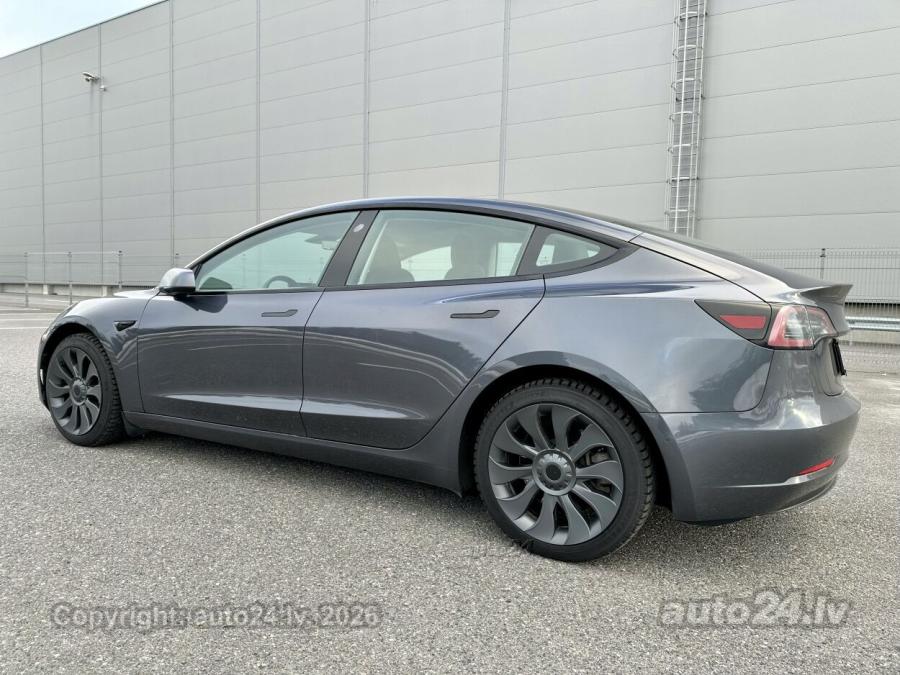 Pelēks Tesla Model 3 2021 Tallina, ar dzinēja tilpumu 0.00 L un nobraukumu 92 tūkst. km par 29990 €, foto 5 vietnē AUTOMOTO.COM.LV