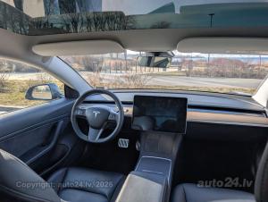 Grey Tesla Model 3 2021 in Tallinn, with an engine capacity of 0.00 L and mileage of 86 thousand km for 24599 €, photo 9 on AUTOMOTO.COM.LV