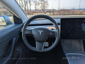 Grey Tesla Model 3 2021 in Tallinn, with an engine capacity of 0.00 L and mileage of 86 thousand km for 24599 €, photo 10 on AUTOMOTO.COM.LV