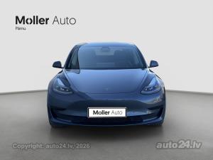 Pelēks Tesla Model 3 2021 Pērnava, ar dzinēja tilpumu 0.00 L un nobraukumu 88 tūkst. km par 26900 €, foto 4 vietnē AUTOMOTO.COM.LV