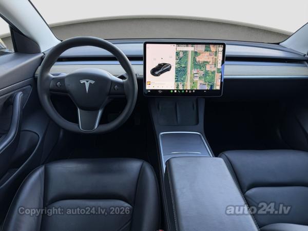 Grey Tesla Model 3 2021 in Parnu, with an engine capacity of 0.00 L and mileage of 88 thousand km for 26900 €, photo 6 on AUTOMOTO.COM.LV